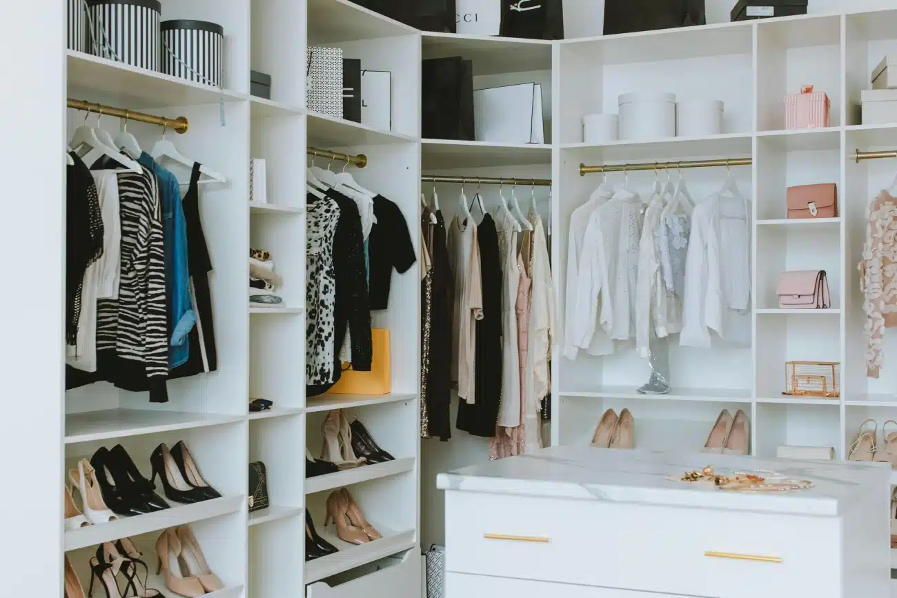 Walk-In Closet Island Ideas to Maximize Storage and Style - Closet & Beyond